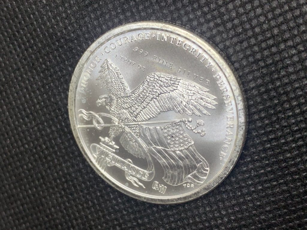 (New) USA「President Donald J. Trump」Silver 1 oz Coin #7511 | ゴールド市場ドットコム