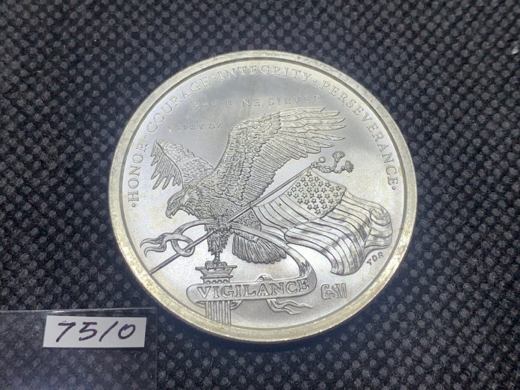 (New) USA「President Donald J. Trump」Silver 1 oz Coin #7510 | ゴールド市場ドットコム